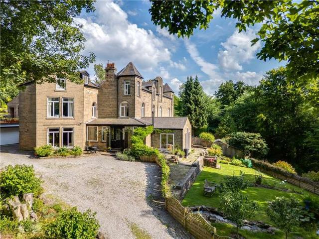 6 Bedroom House