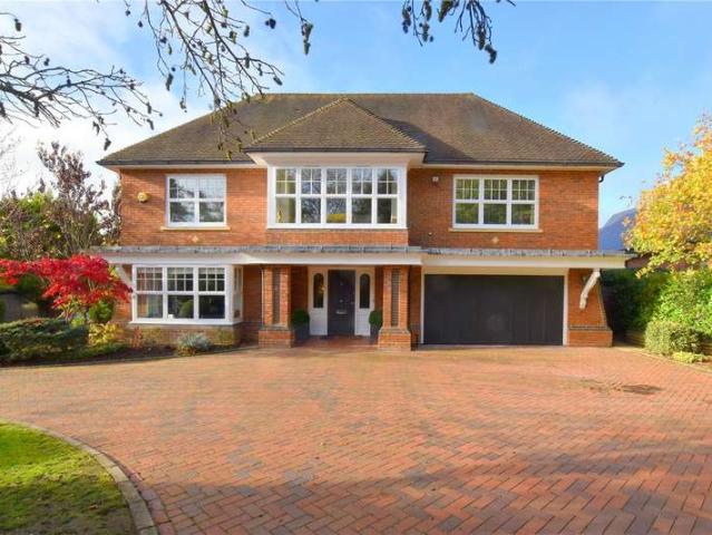 6 Bedroom House