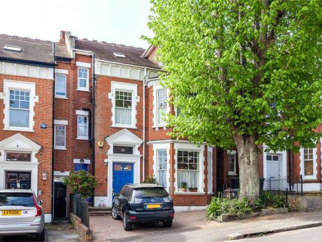 6 Bedroom House