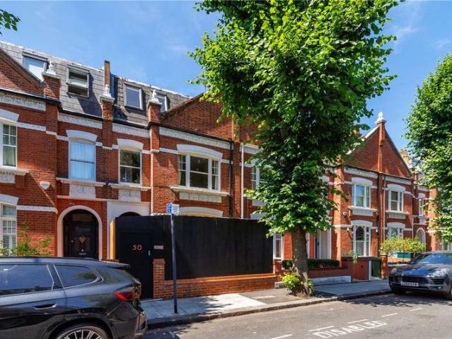 6 Bedroom House