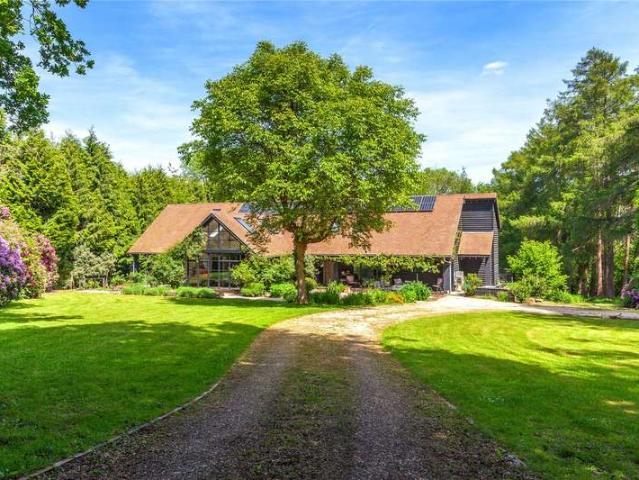 6 Bedroom House