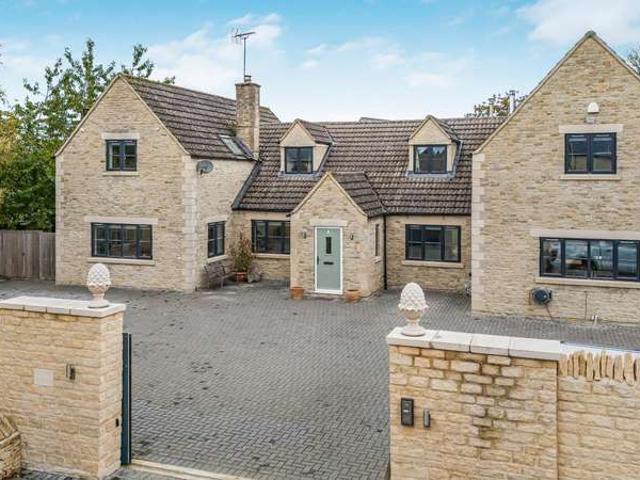 6 Bedroom House