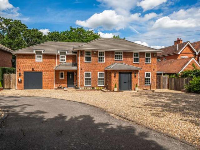 6 Bedroom House