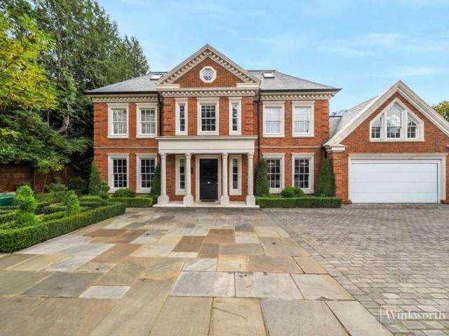6 Bedroom House