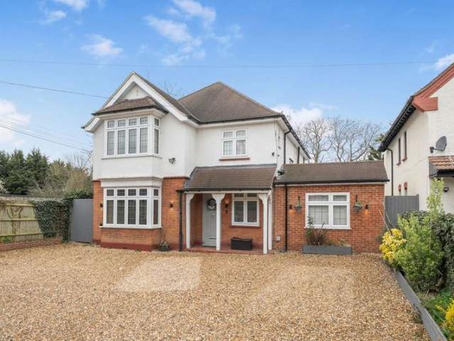 6 Bedroom House