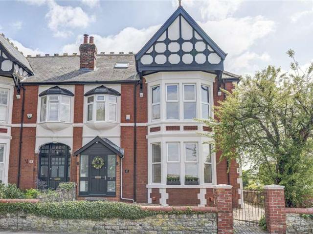 6 Bedroom House