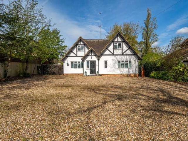 6 Bedroom House