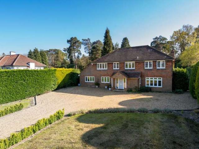 6 Bedroom House