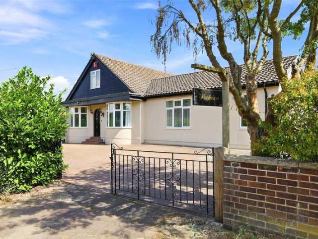 6 Bedroom House