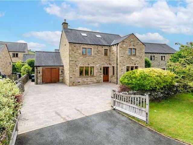 6 Bedroom House