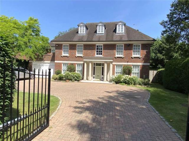6 Bedroom House