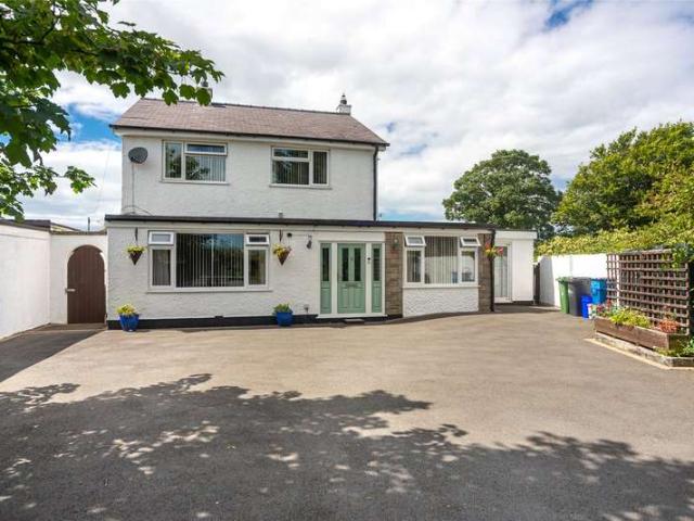 6 Bedroom House