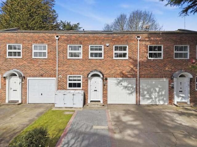 6 Bedroom House