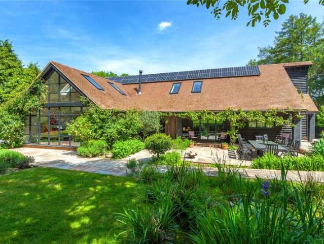 6 Bedroom House