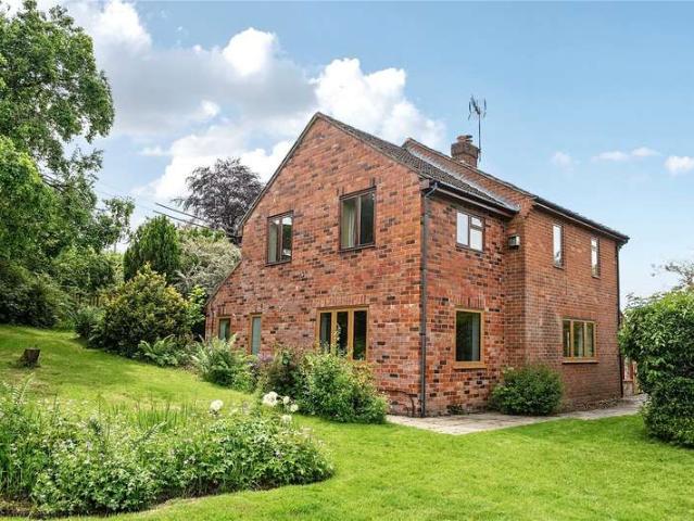 6 Bedroom House