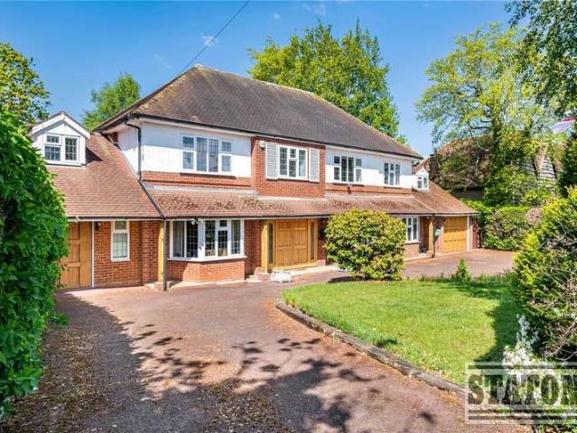 6 Bedroom House