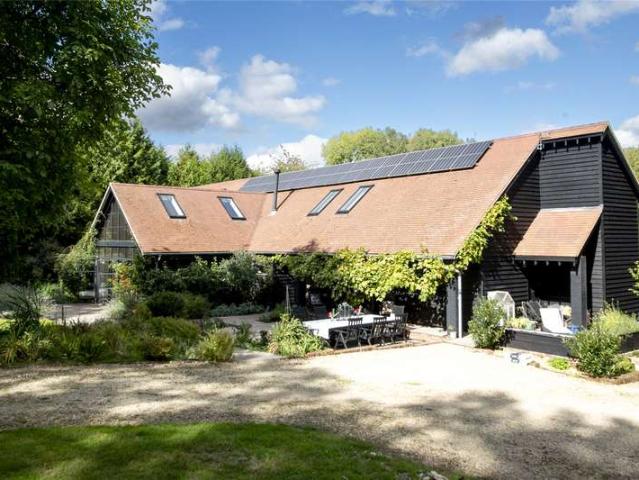 6 Bedroom House