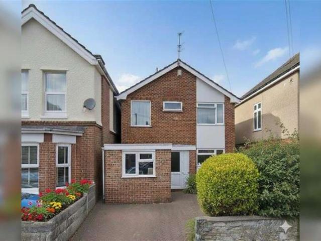 6 Bedroom House