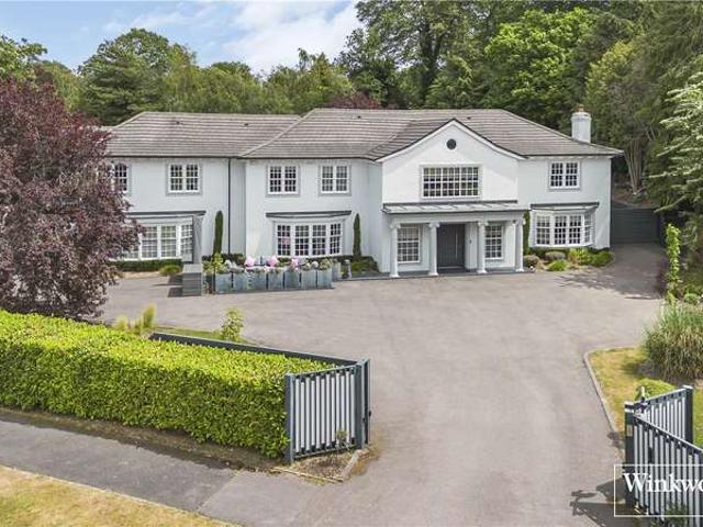 6 Bedroom House