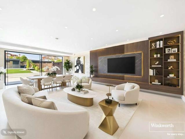 6 Bedroom House