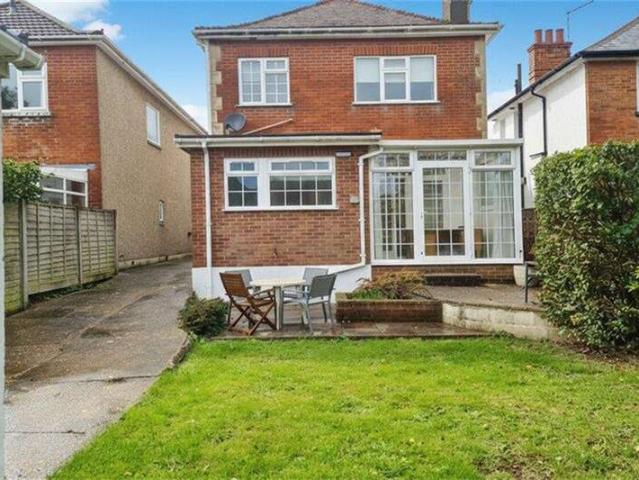 6 Bedroom House