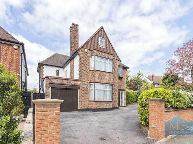 6 Bedroom House