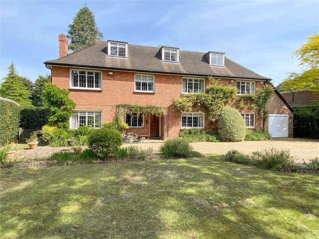 6 Bedroom House