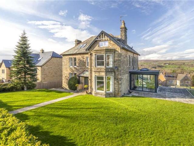 6 Bedroom House