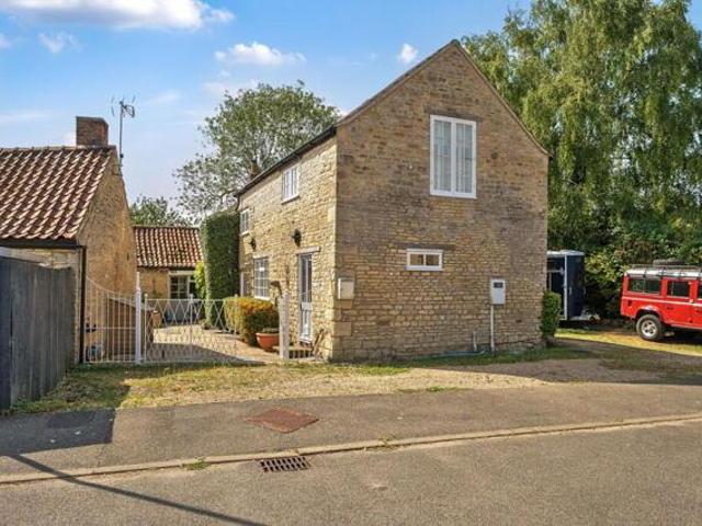 6 Bedroom House Corby Glen Corby Glen 100503510