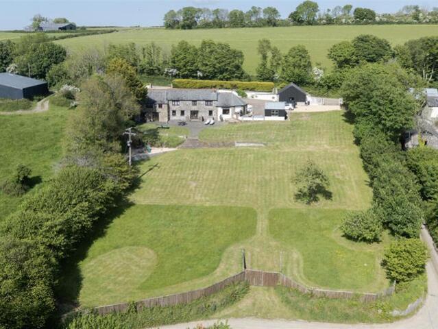 6 Bedroom House Cornwell Oxfordshire 101278031