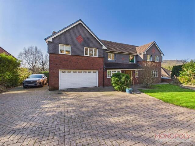 6 Bedroom House Caergwrle Caergwrle 100615262