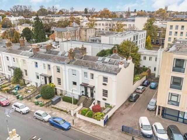 6 Bedroom House Cheltenham Gloucestershire 99986555