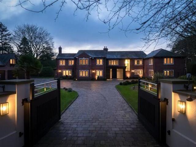 6 Bedroom House Cheshire East Cheshire East LS101351726