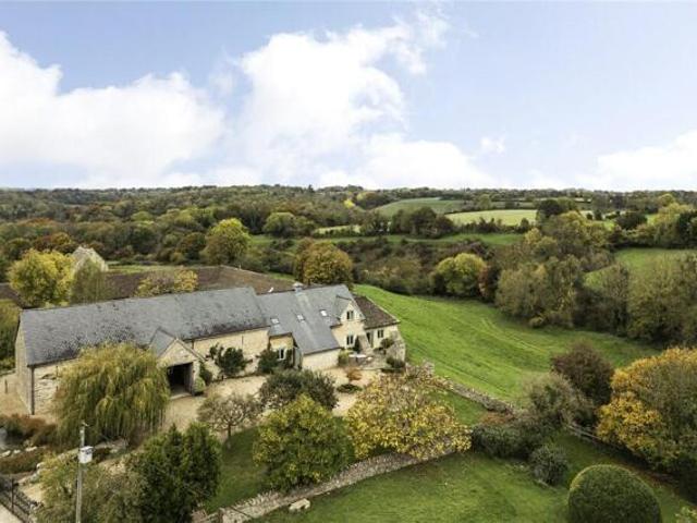 6 Bedroom House Chippenham Wiltshire LS101678561