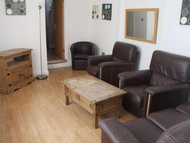 6 Bedroom House At Alfred Street, Roath, Cardiff CF24, 5 bed terraced house to rent, £2,400 pcm | PrimeLocation