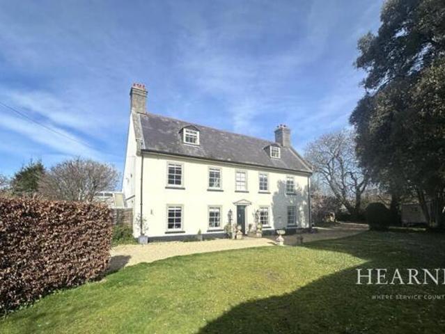 6 Bedroom House Bournemouth Bournemouth 100953643