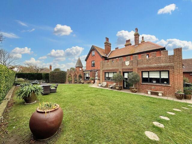 6 Bedroom House Birchington Kent 98262627