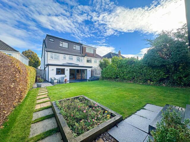 6 Bedroom House Birkenhead Wirral LS101168329