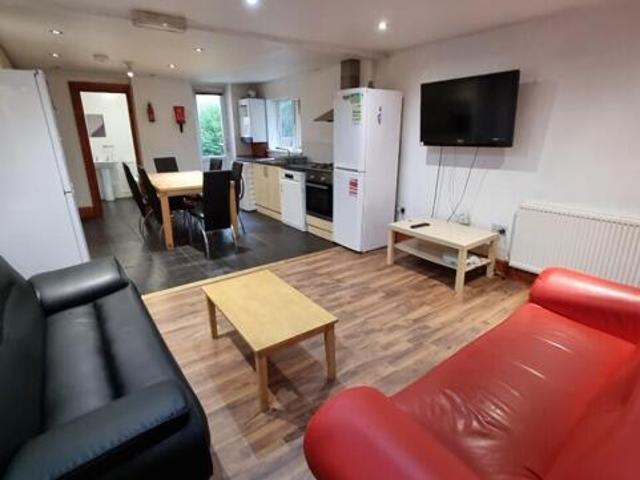 6 Bedroom House Birmingham West Midlands LS100794263