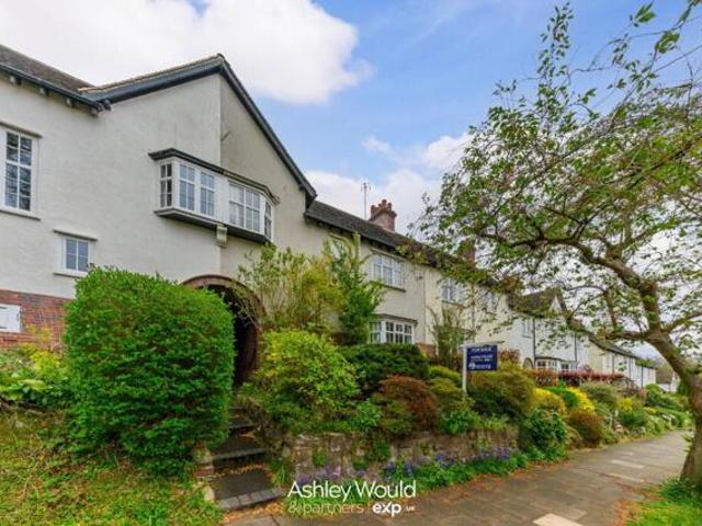 6 Bedroom House Birmingham Birmingham LS100685083