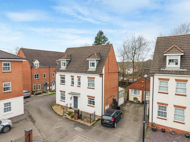 6 Bedroom House Bridgend Bridgend 101931888