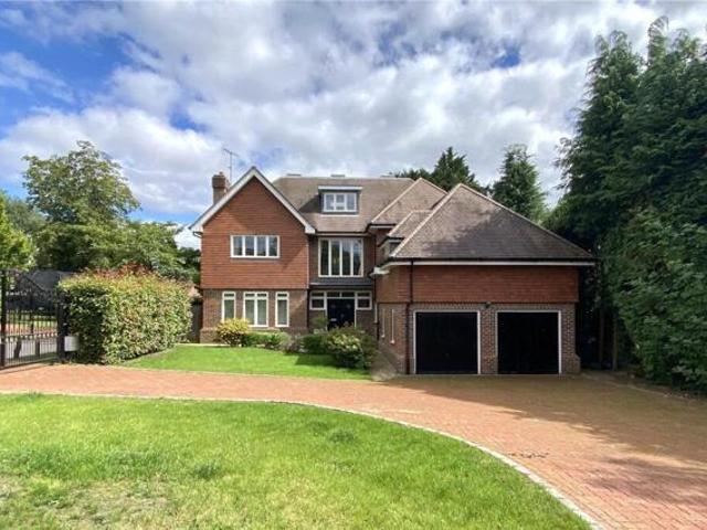6 Bedroom House Buckinghamshire Buckinghamshire LS101675150