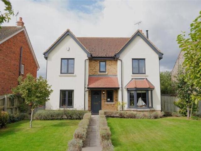 6 Bedroom House Bury St. Edmunds Suffolk LS98687897