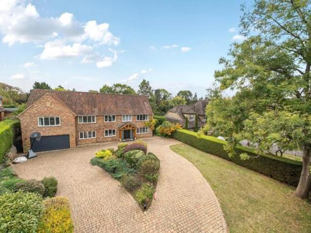 6 Bedroom House Gerrards Cross Buckinghamshire LS101200056