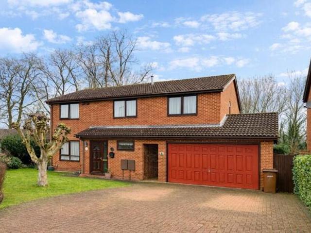 6 Bedroom House Gillingham Medway 100263161