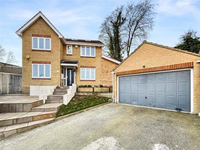 6 Bedroom House Gillingham Medway LS100158492