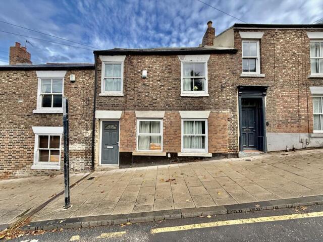 6 Bedroom House Durham County Durham LS100540935