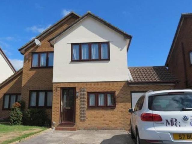 6 bedroom house for rent in 6 bedroom Detached House in Talbot Village BH12