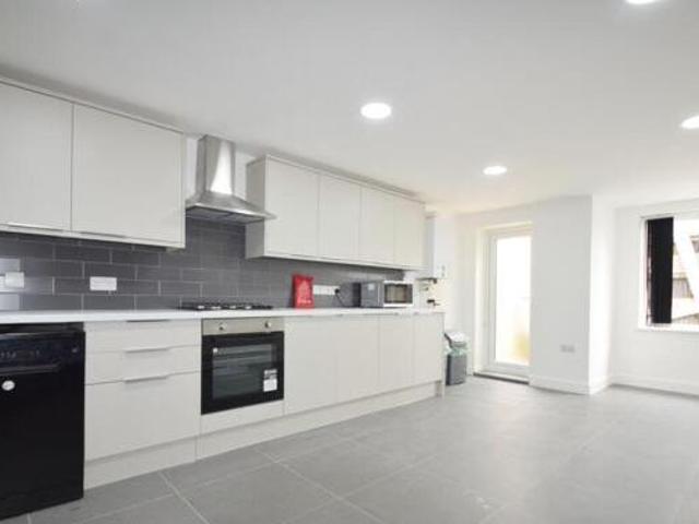 6 Bedroom House For Rent In Cardiff