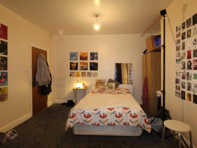 6 bedroom house for rent in Cardigan Road, Leeds, West Yorkshire, LS6